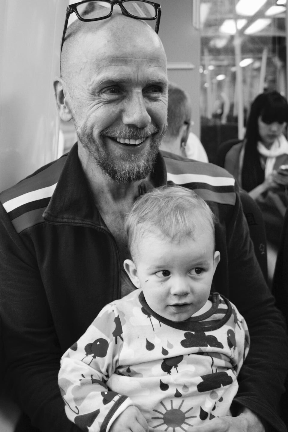 Why Americans love these photos of Swedish dads out and about with ...