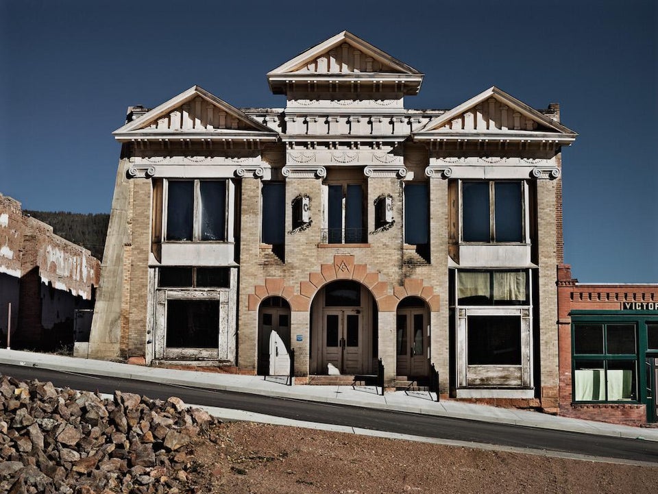 Anderson & Low photograph Victor, Colorado in their book, City of Mines.