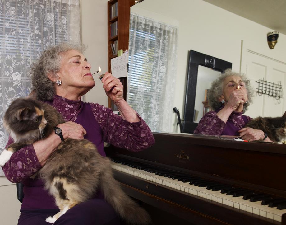 Medical Marijuana Photos: Robyn Twomey’s pictures of pot smokers.