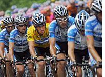 How do cycling teams work?