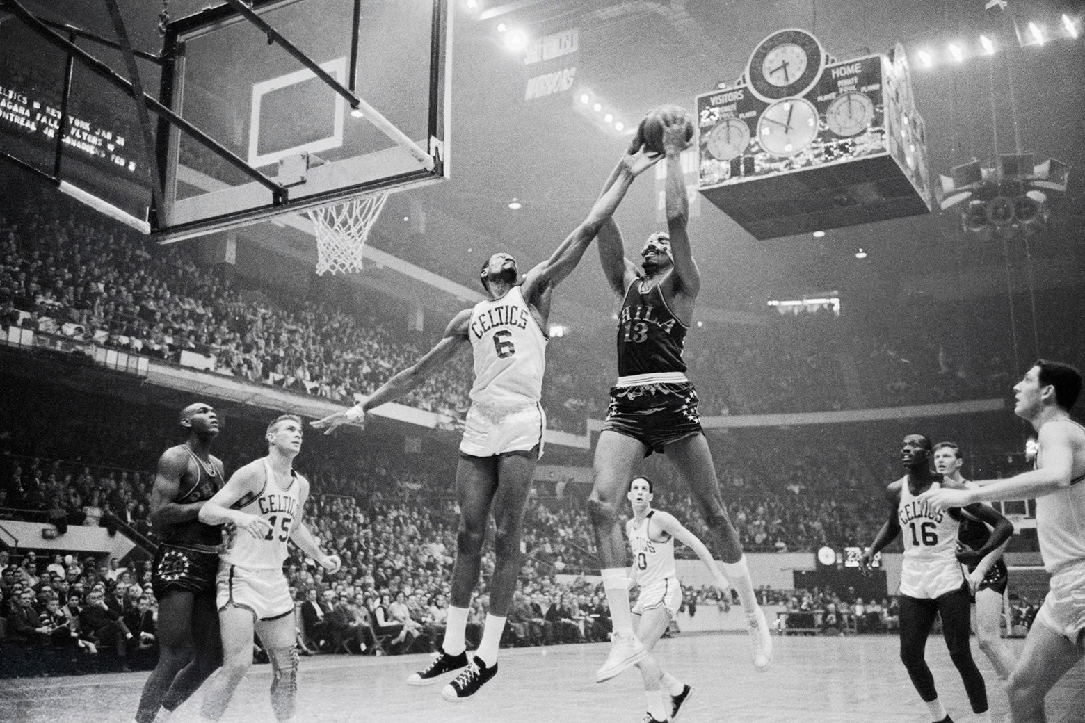 Bill Russell dead: The Boston Celtics legend and civil rights hero was ...