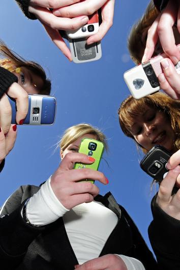 The App Generation, Minecraft, and The Frackers: Reviews of three new ...