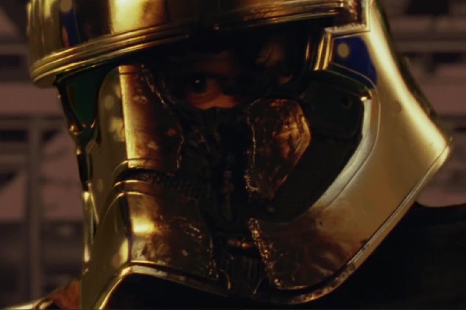 Watch Captain Phasma meet a slightly more interesting fate in this ...