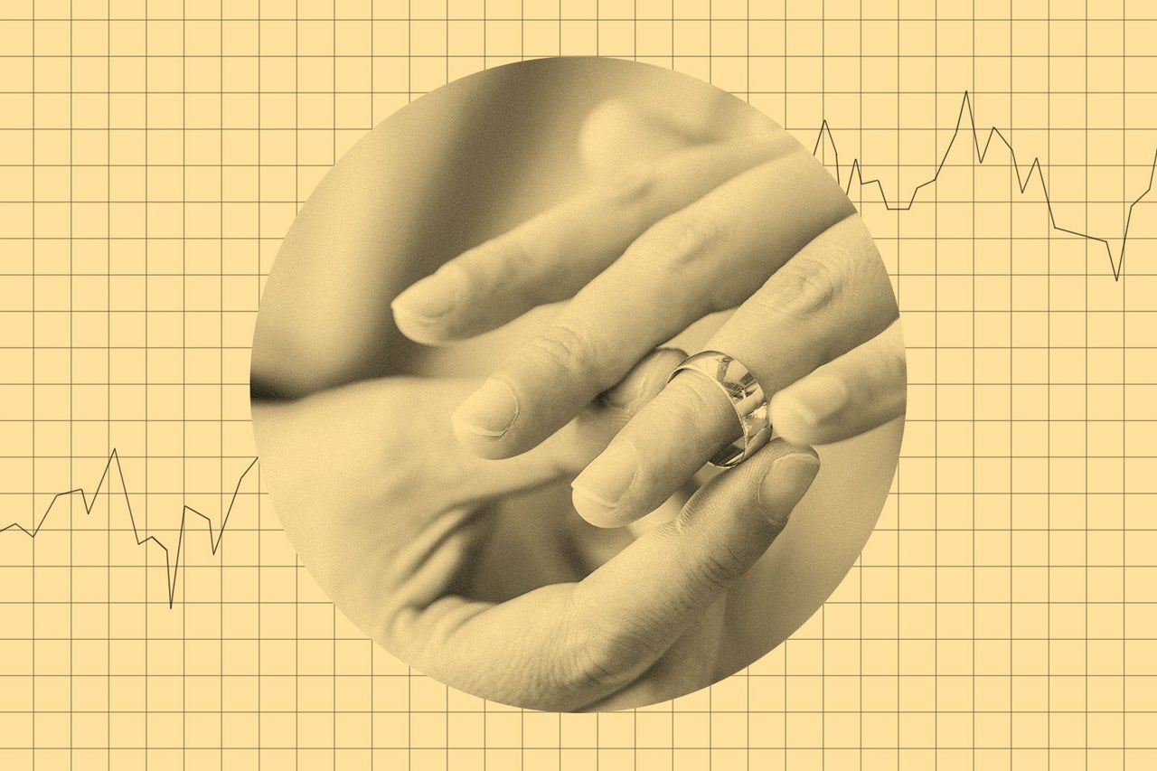 Money advice: We merged finances in our relationship. Now I want out ...