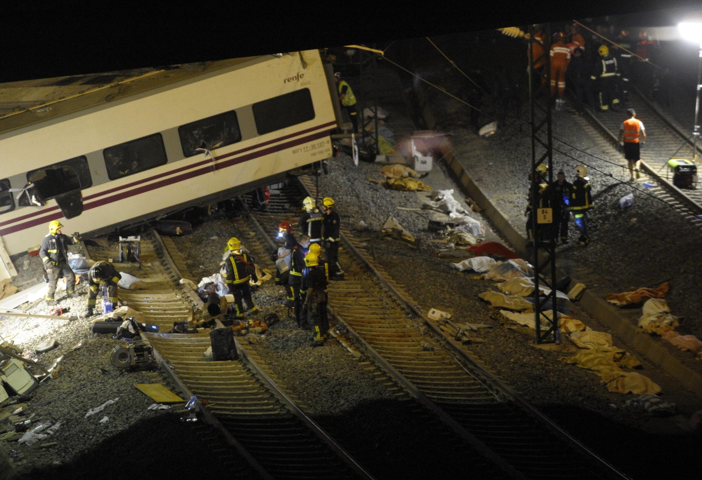 Spain train derailment: At least 35 said to be dead after high-speed ...