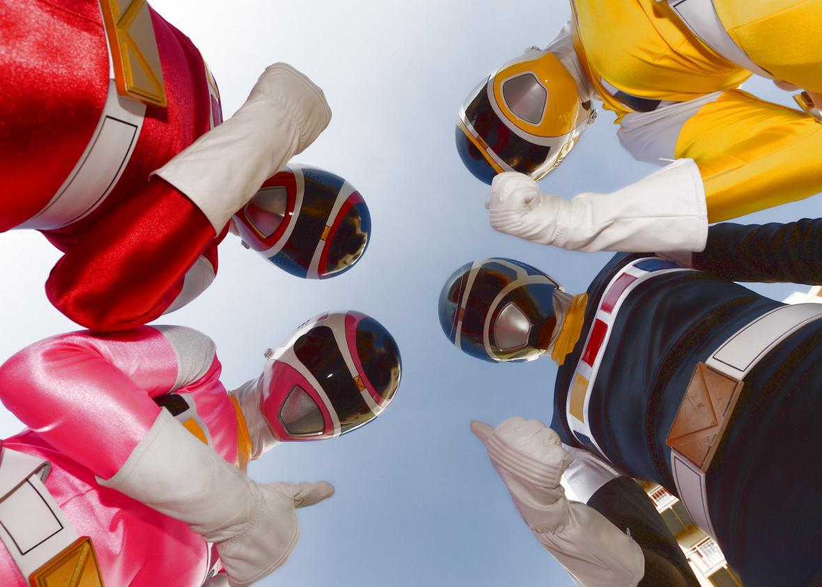 Power Rangers movie reboot’s suit photos released, feature wedges for ...