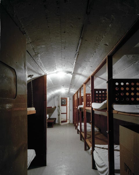 Daniel Terna photographs Israeli bomb shelters.