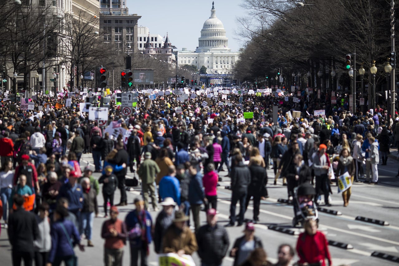 Protesters at the March for Our Lives demonstration gather to spread ...