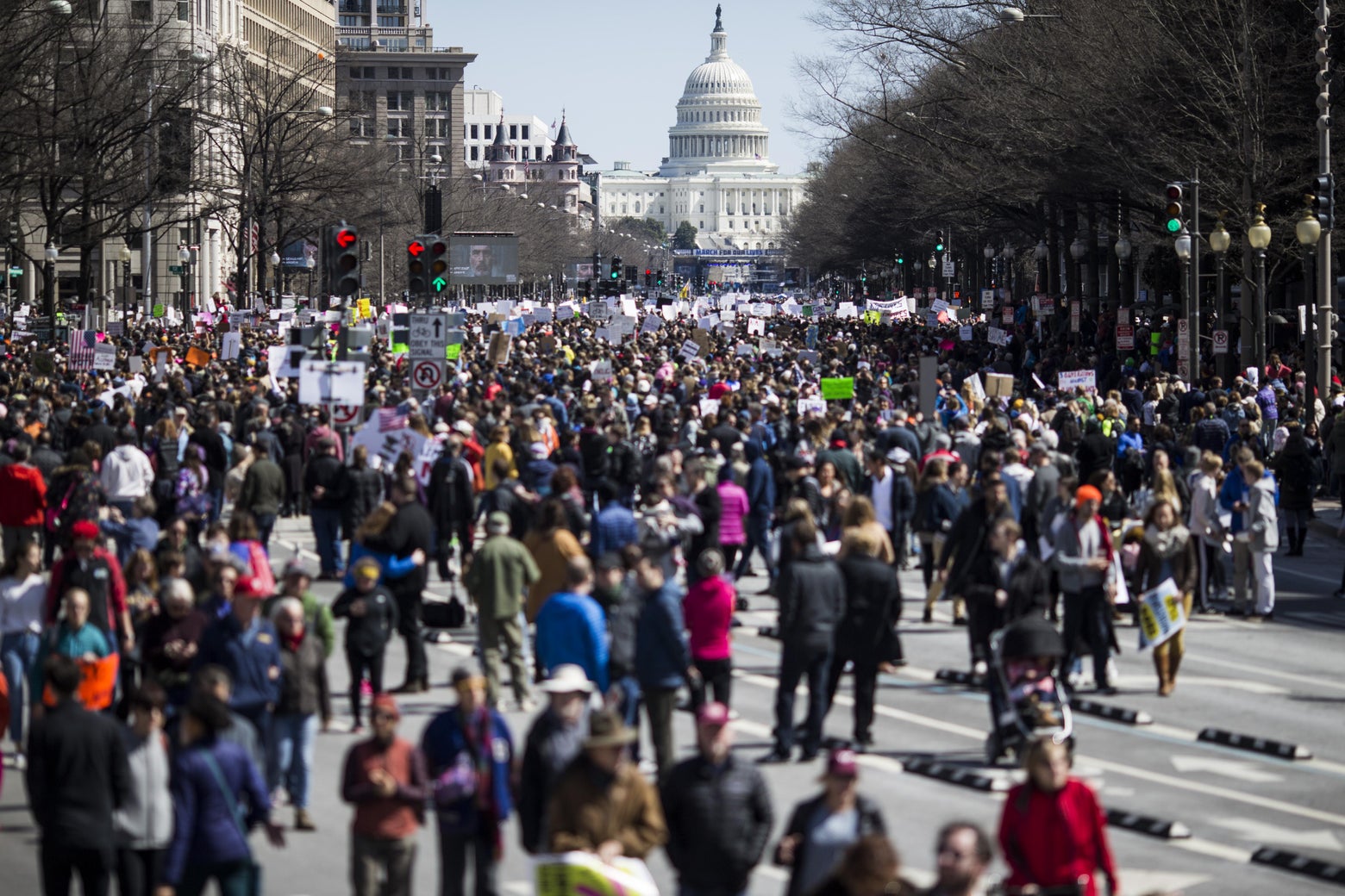 Protesters at the March for Our Lives demonstration gather to spread ...
