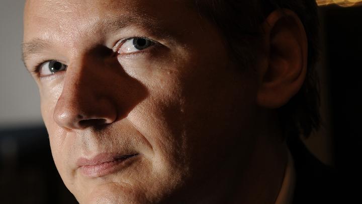 Wikileaks movie: Julian Assange slams The Fifth Estate as letter to ...