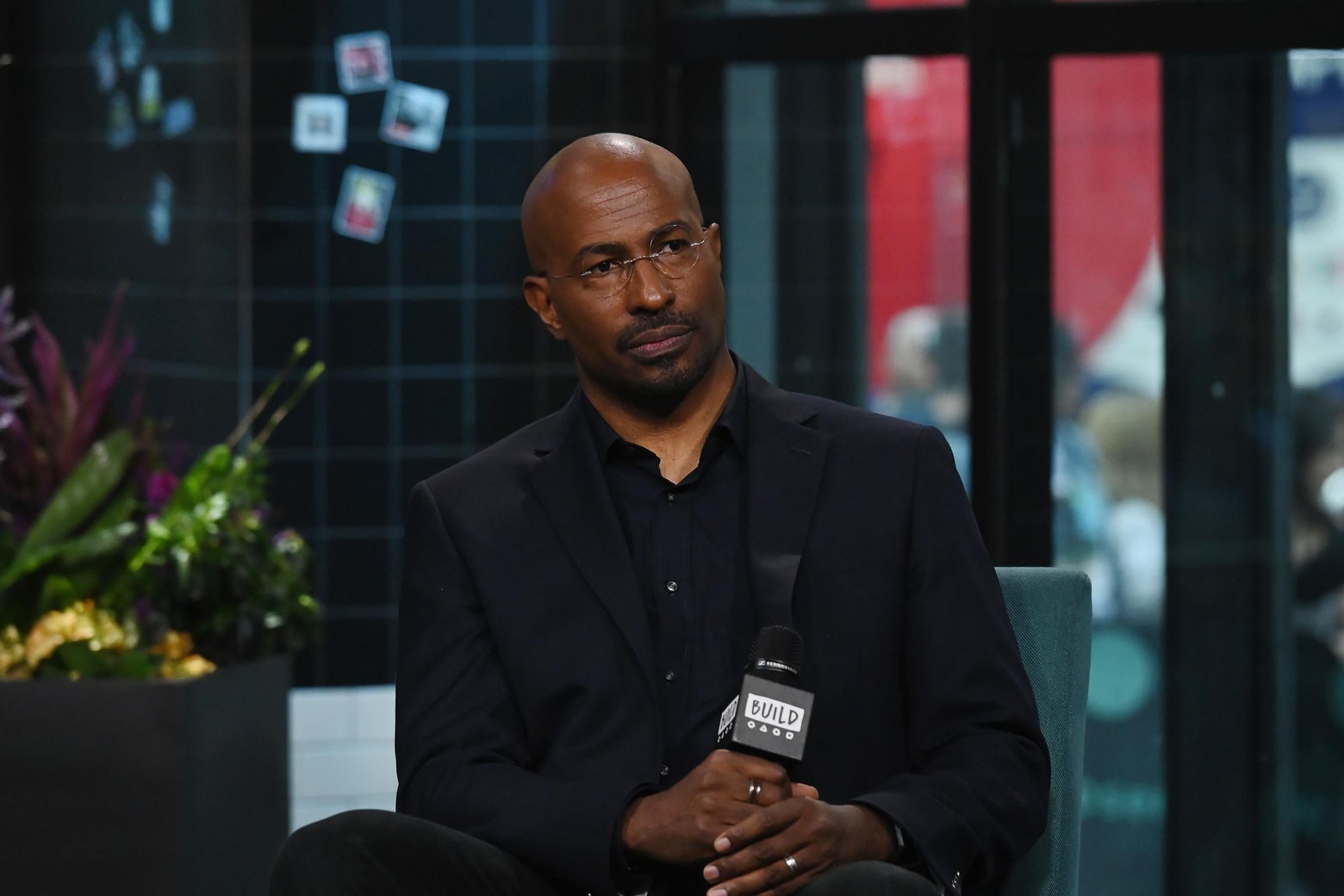 Watch CNN’s Van Jones break down crying on air after election called ...