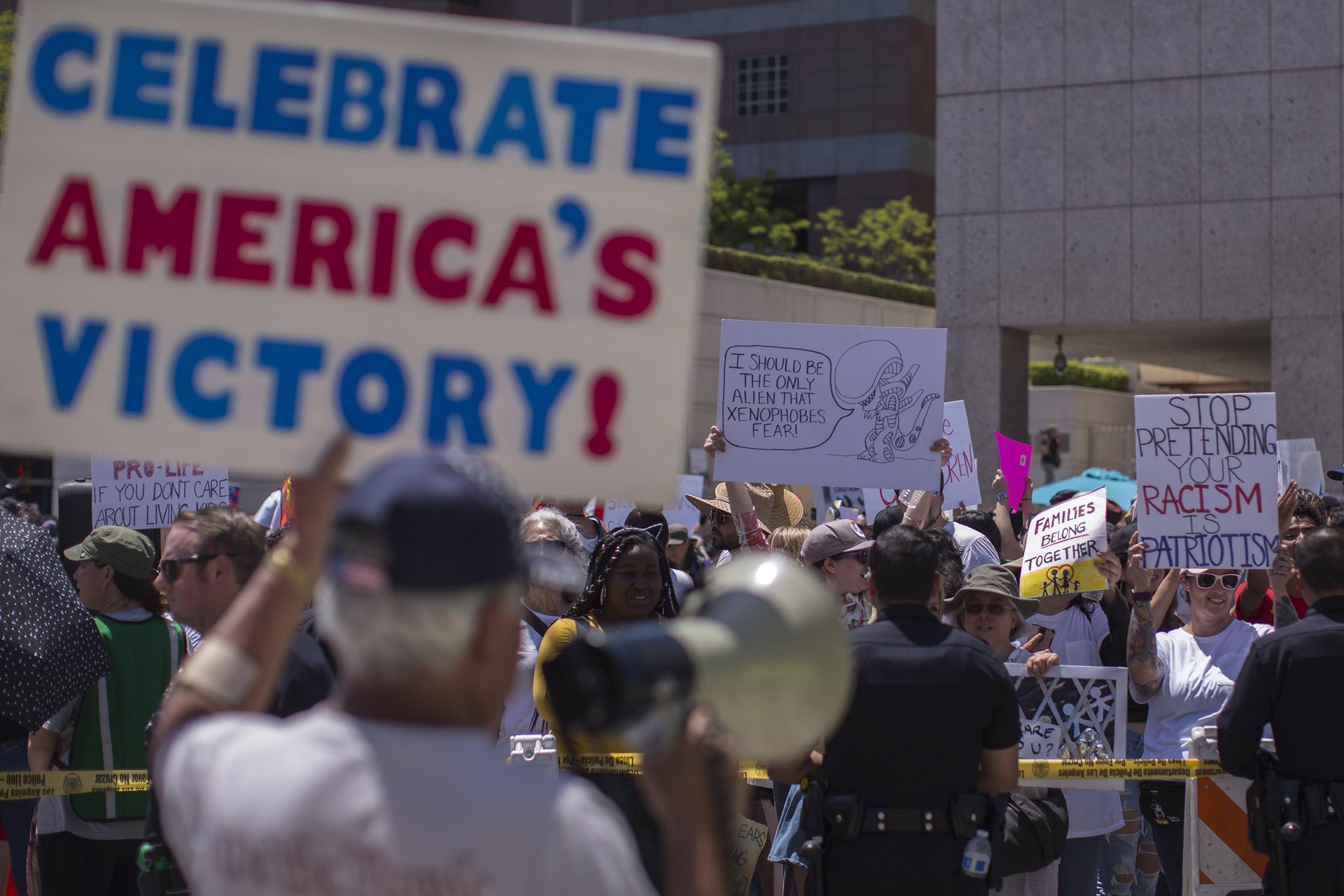 Delusional Trump supporters, incel memes, and curbside real estate, in ...