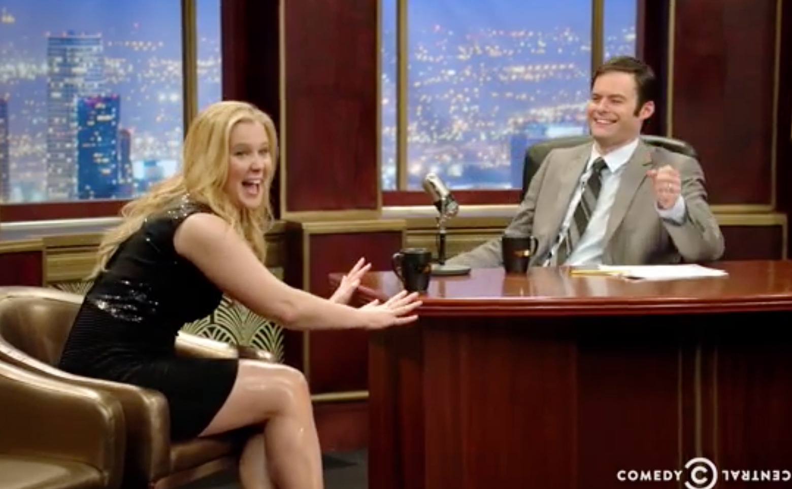 Amy Schumer and Bill Hader expertly mock the late-night interview on ...