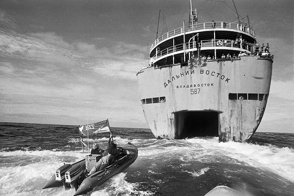 A history of Soviet whaling: Why the USSR killed so many whales, and ...