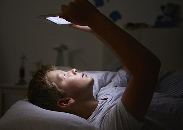 Sleep cycles: Why do some people stay up late and others get up early?