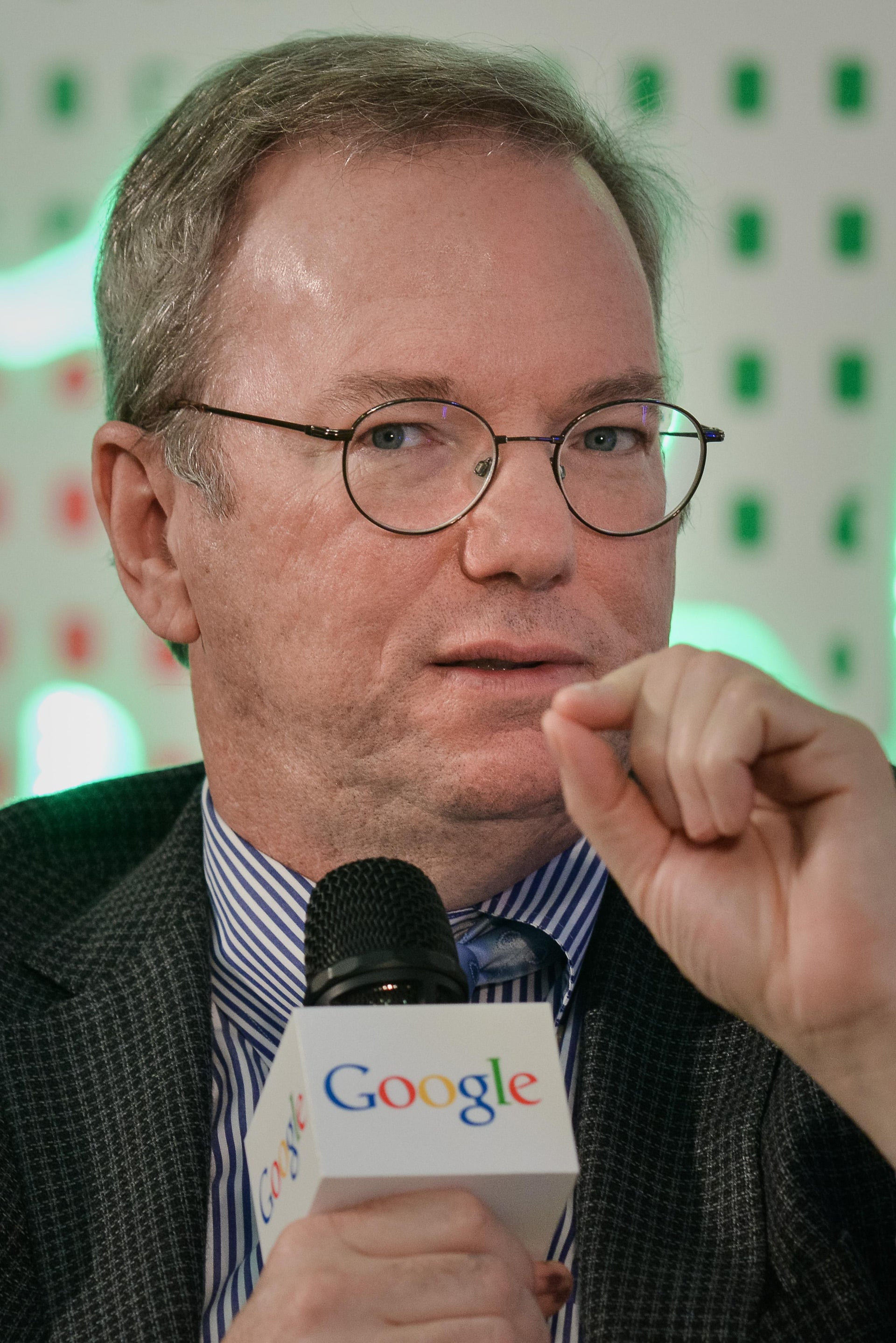 Google Eric Schmidt: He has some ideas about how to solve income ...