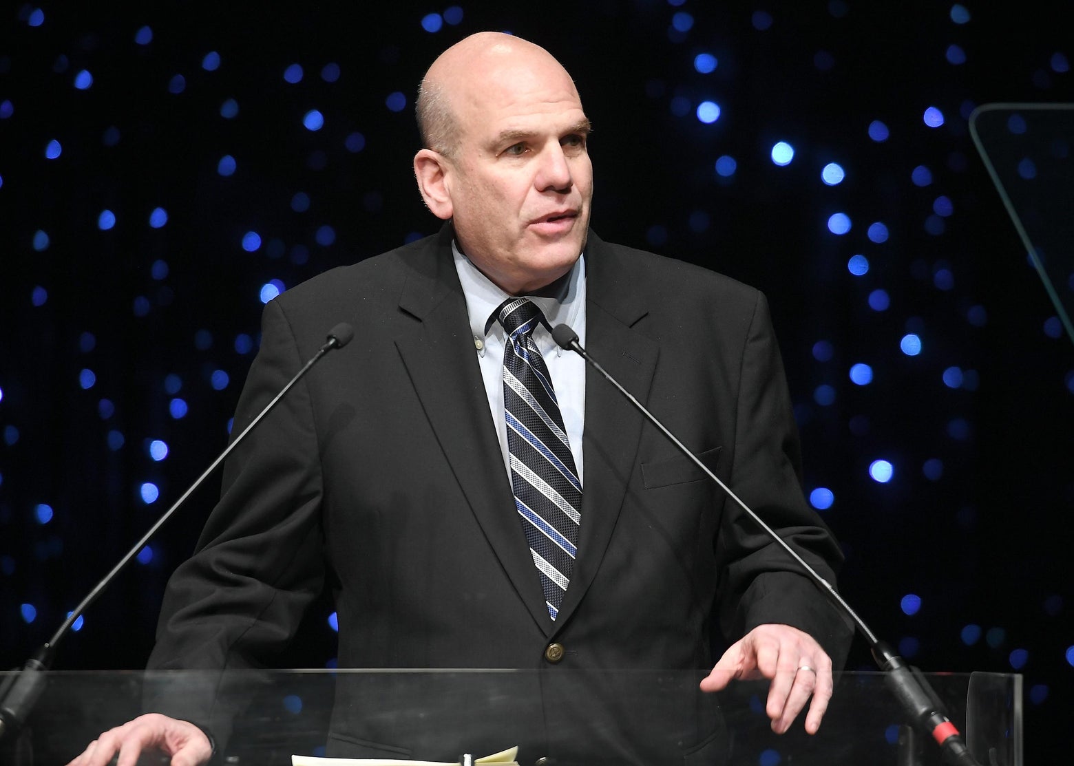 David Simon is adapting Philip Roth’s The Plot Against America for ...