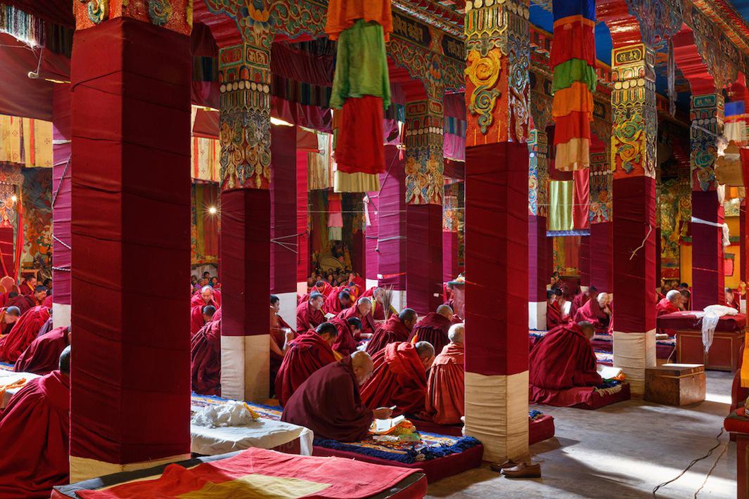 Colin Miller photographs Buddhist monasteries and temples in Sichuan ...