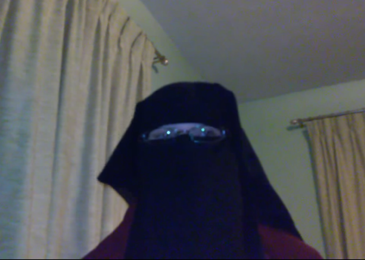 Transgender Muslim kicked out of women’s section in Tempe, Arizona.