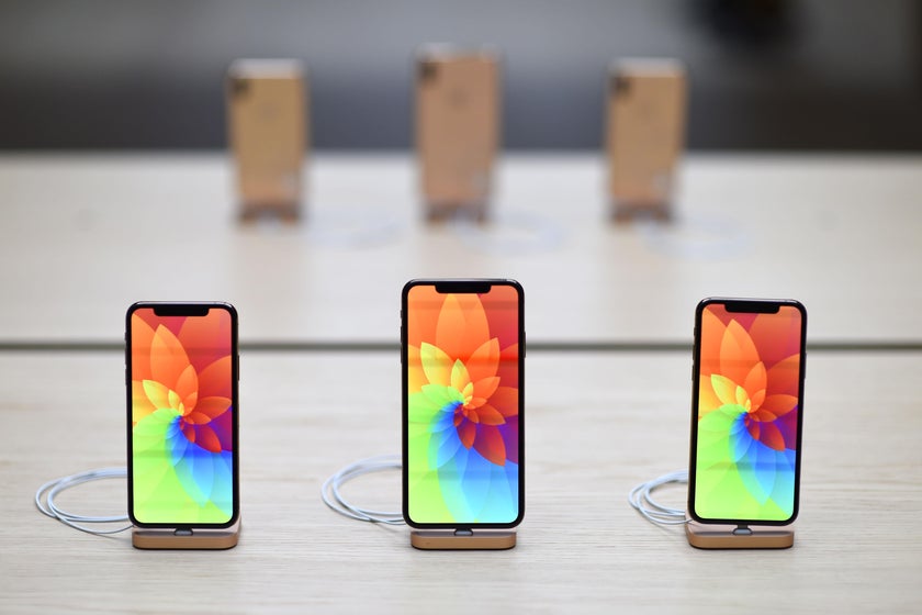 Amazon strikes a deal to start selling Apple devices on its site.