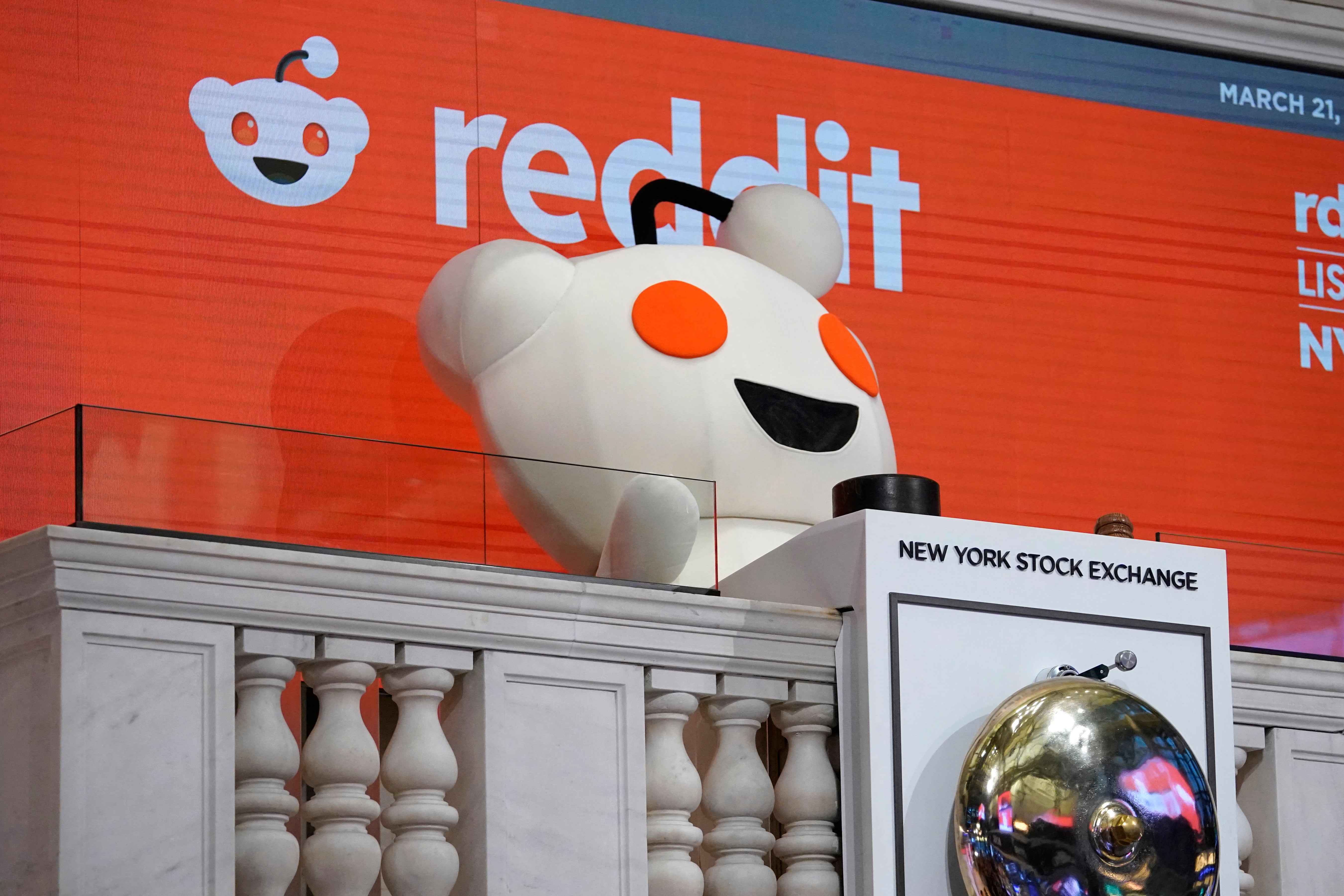 Reddit: Stock Market Boom Is Bad for Humans