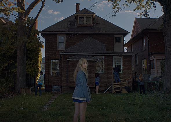 It Follows and the transgressive pleasure of the horror movie.