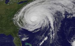 How often do hurricanes and earthquakes come in pairs?