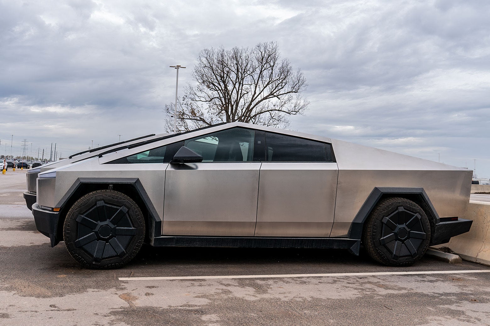 A list of the most hilarious, disturbing, and catastrophic Cybertruck ...