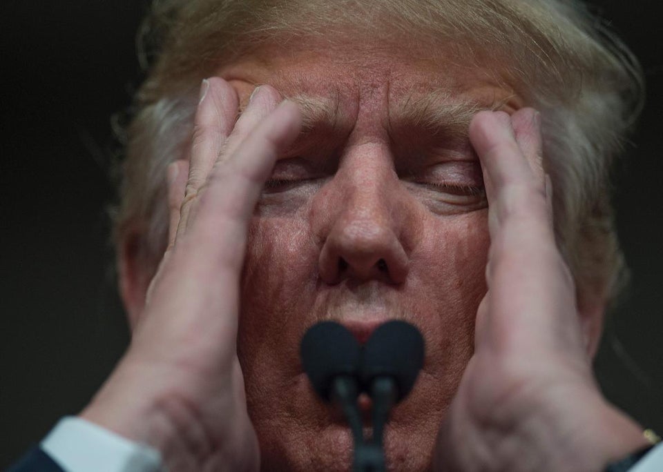 Donald Trump hails mass execution with bullets dipped in pigs' blood.