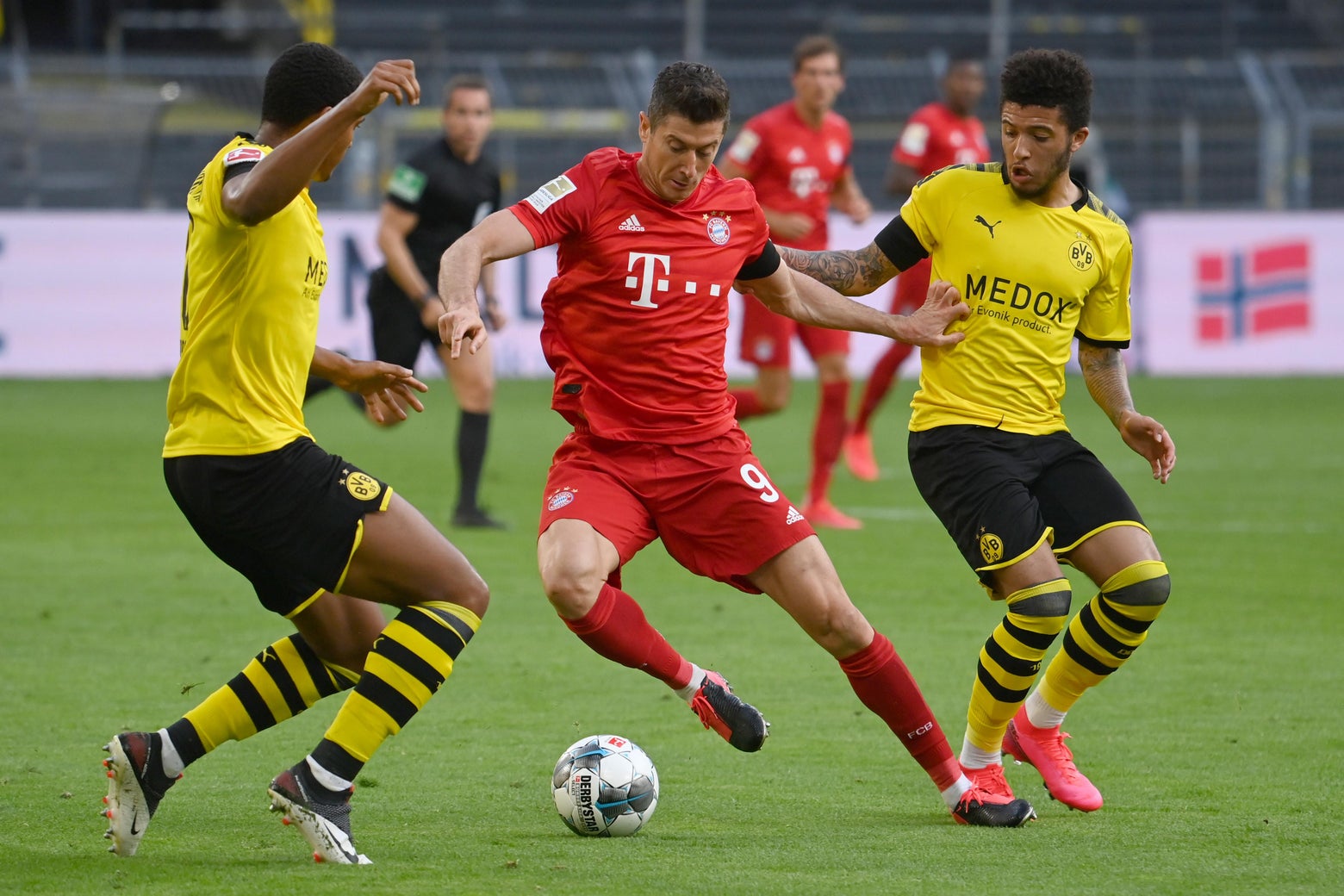 The Surprising Pointless Return Of Microsoft39s Clippy