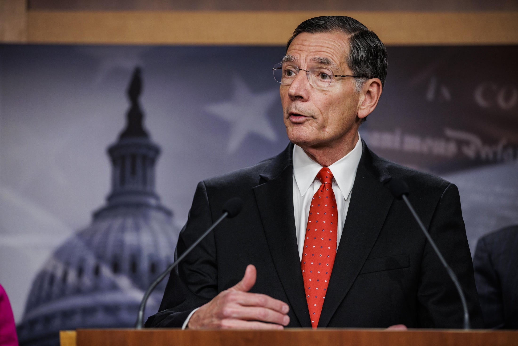 Watch GOP Sen. Barrasso talk in circles to avoid condemning Trump over ...