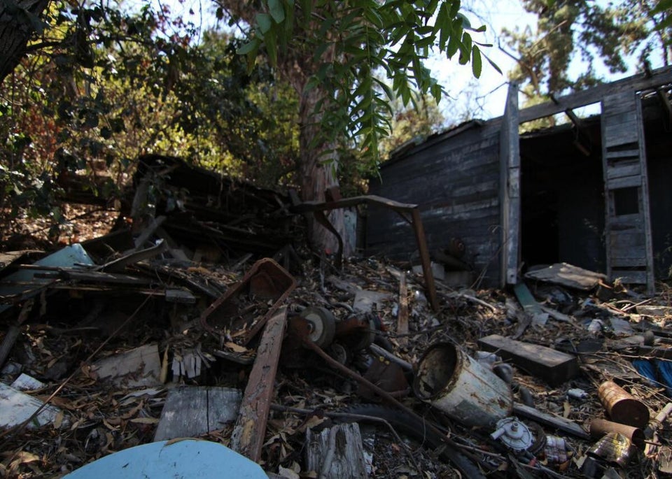 An interview with Tiny House Hunters' "burned-down shack" couple.