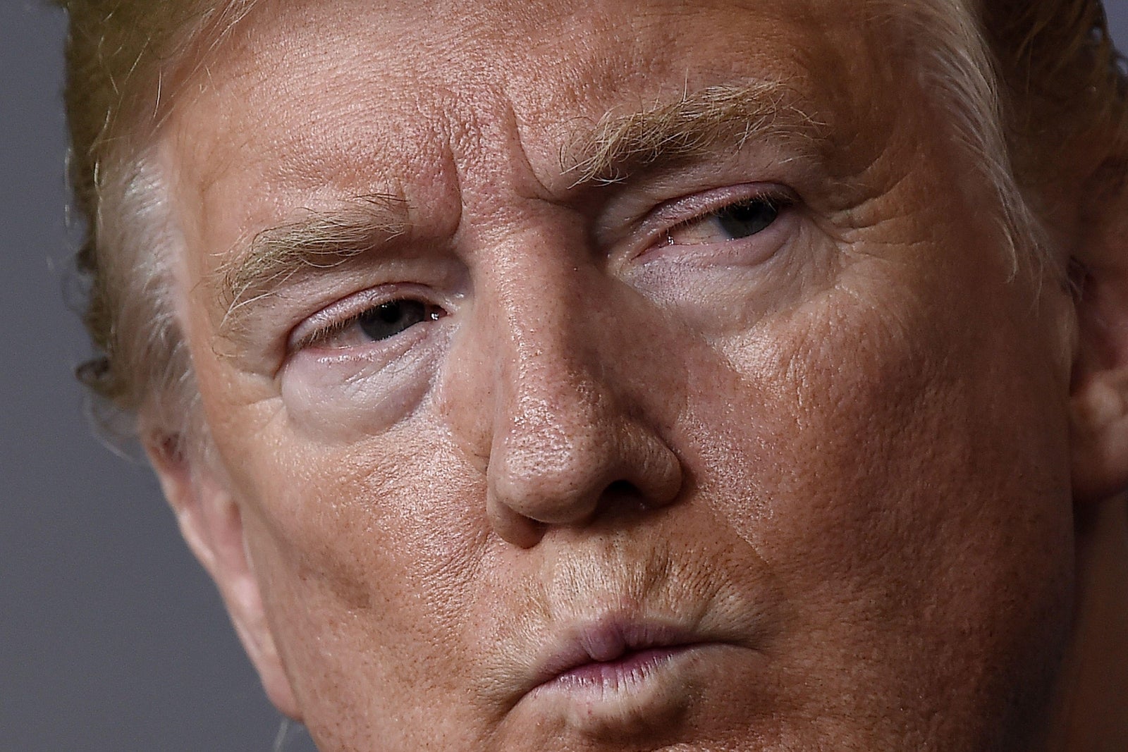 Trump goes on angry anti-media tweetstorm, demands reporters give back ...