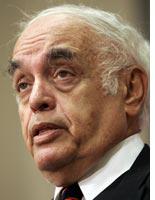 Bob Novak continues to deny he blew a CIA employee's cover.