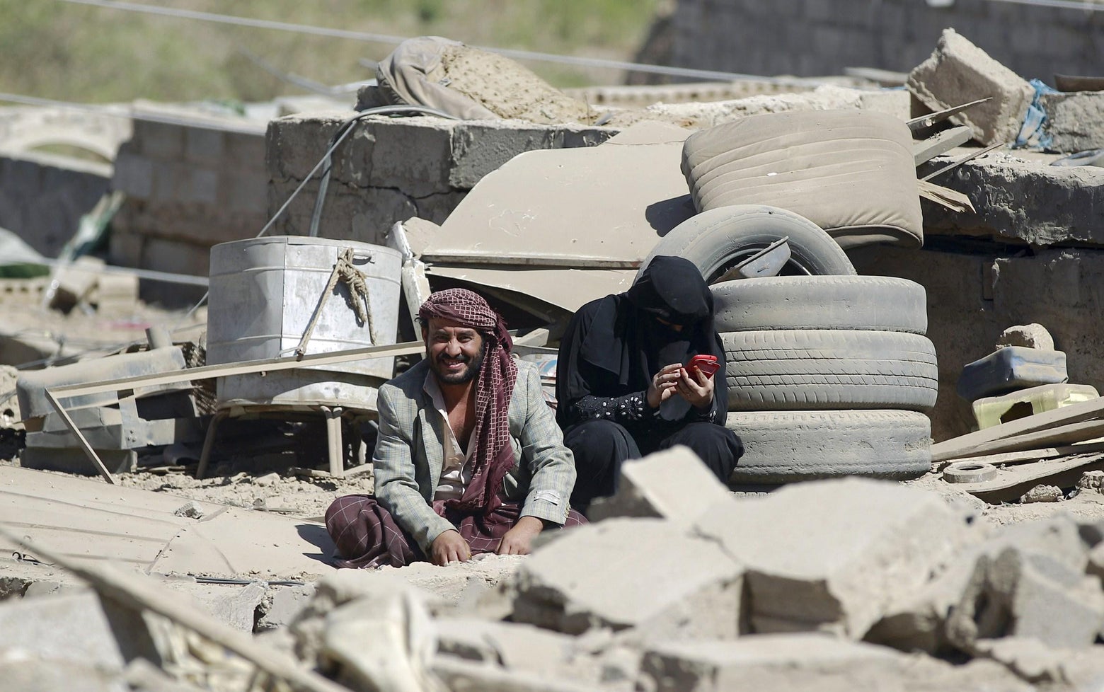Human Rights Watch says Saudi Arabia is bombing Yemen with American ...