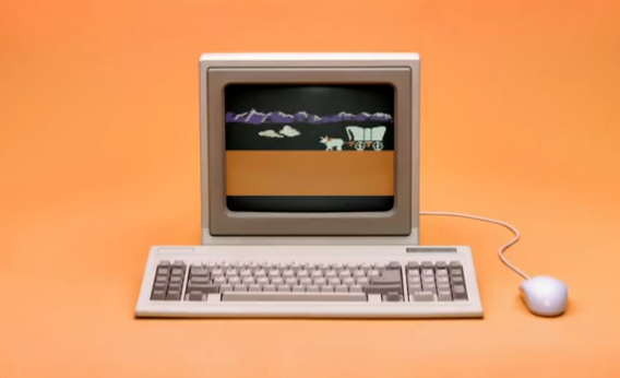 Internet Explorer ad: Microsoft taps 1990s nostalgia to tout IE10.