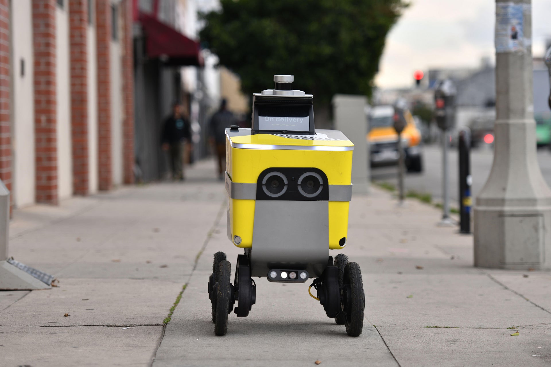 This would be a really great moment for food delivery robots.