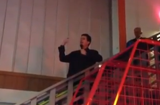 Stephen Colbert-Elizabeth Colbert-Busch VIDEO: Comedian stumps for ...