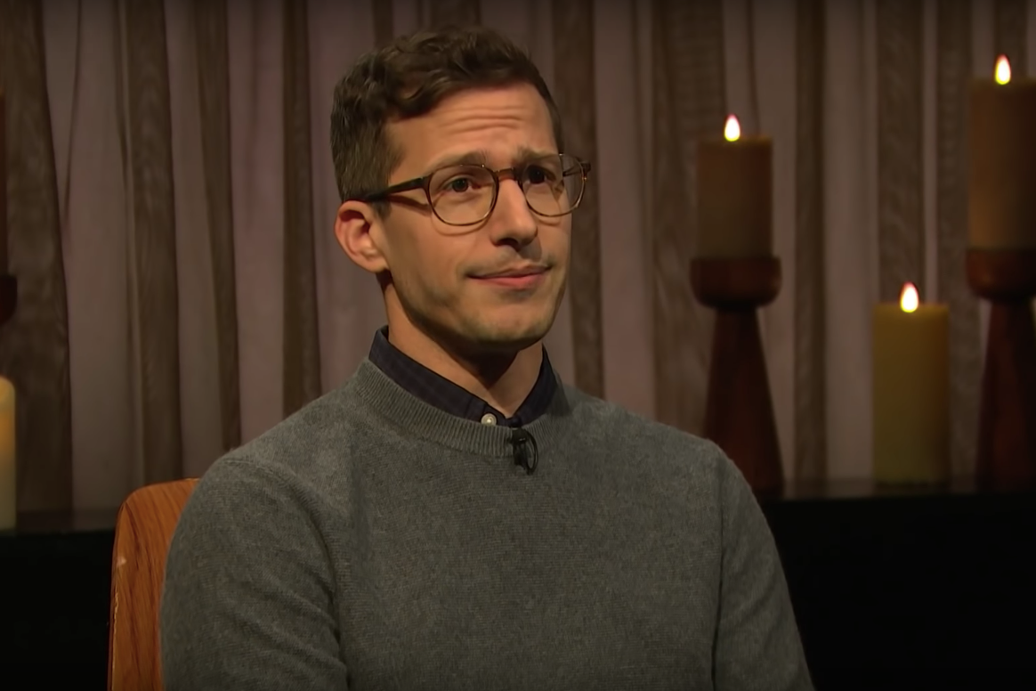 Andy Samberg and Seth Meyers apologize on Late Night.