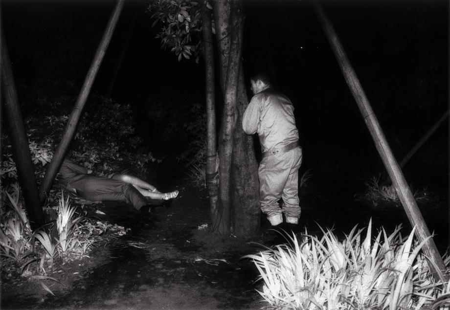 Kohei Yoskiyuki Park” Uses Infrared Flash To Document Voyeurs Watching Couples Fooling Around