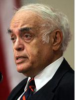 Robert Novak has a lot of explaining to do.