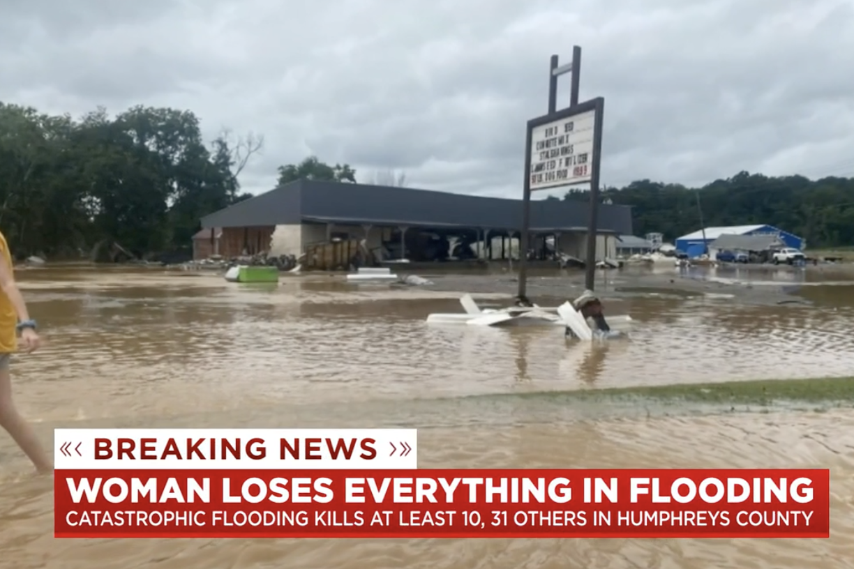 Tennessee Flash Floods Kill At Least 22 Dozens Remain Missing