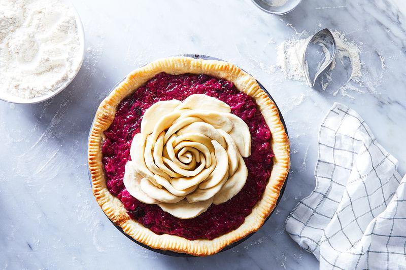 Fancy pie crusts like hydrangeas, roses, and sunflowers, made easy.