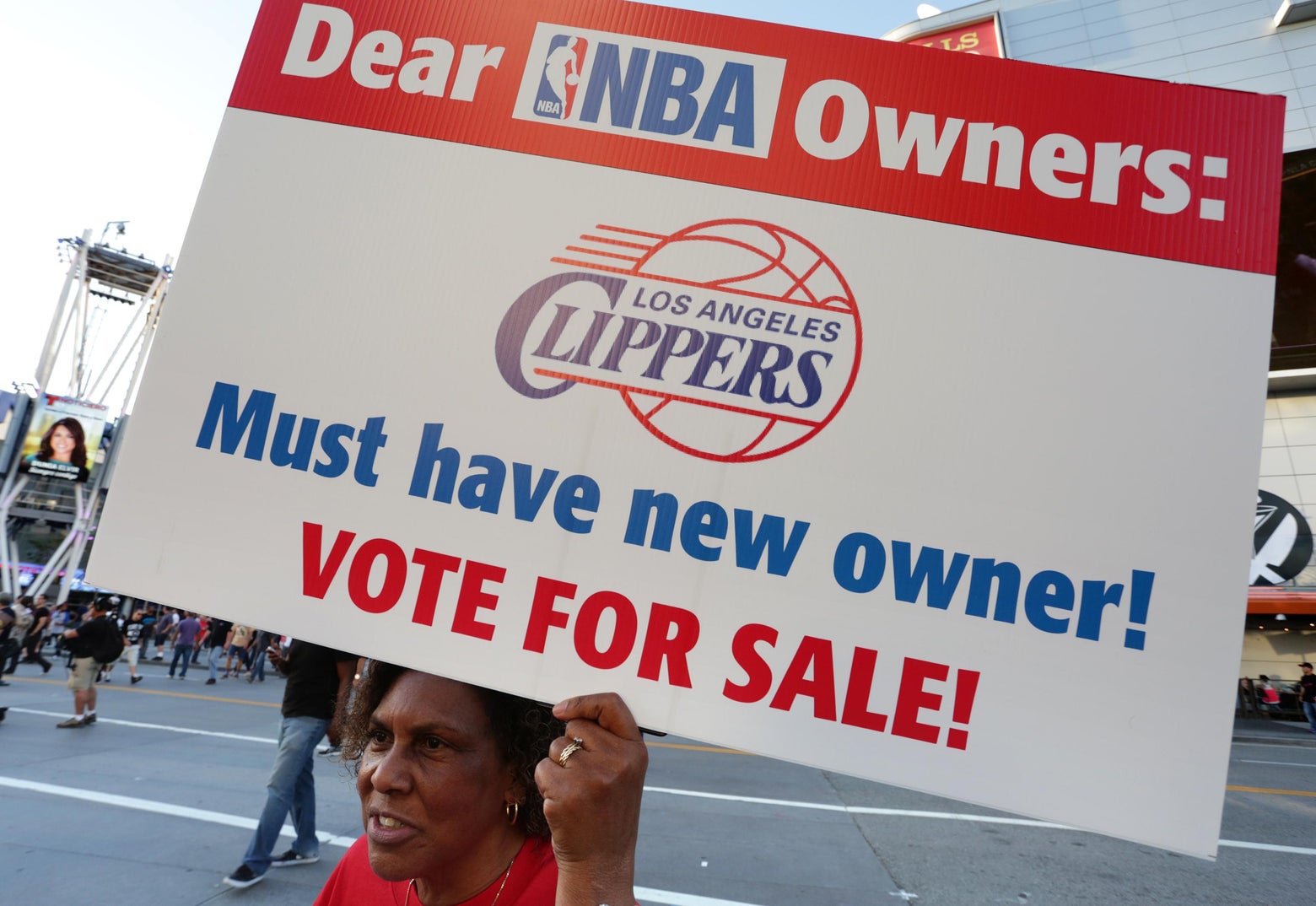Former Microsoft CEO Steve Ballmer buys Los Angeles Clippers for $2 ...