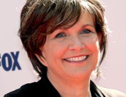 How Elizabeth Edwards rewrote the script for political wives.