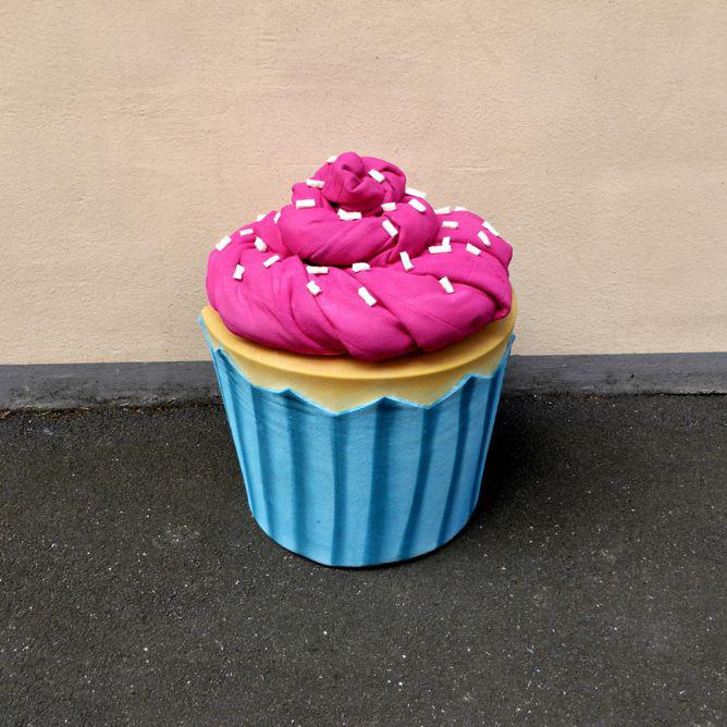 Eat Me by Lor-K is a series of discarded mattresses turned into food sculptures on the streets ...