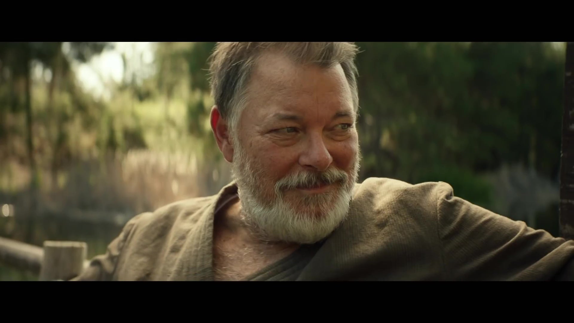 Star Trek Picard: New trailer shows Riker, Troi, and a much less ...