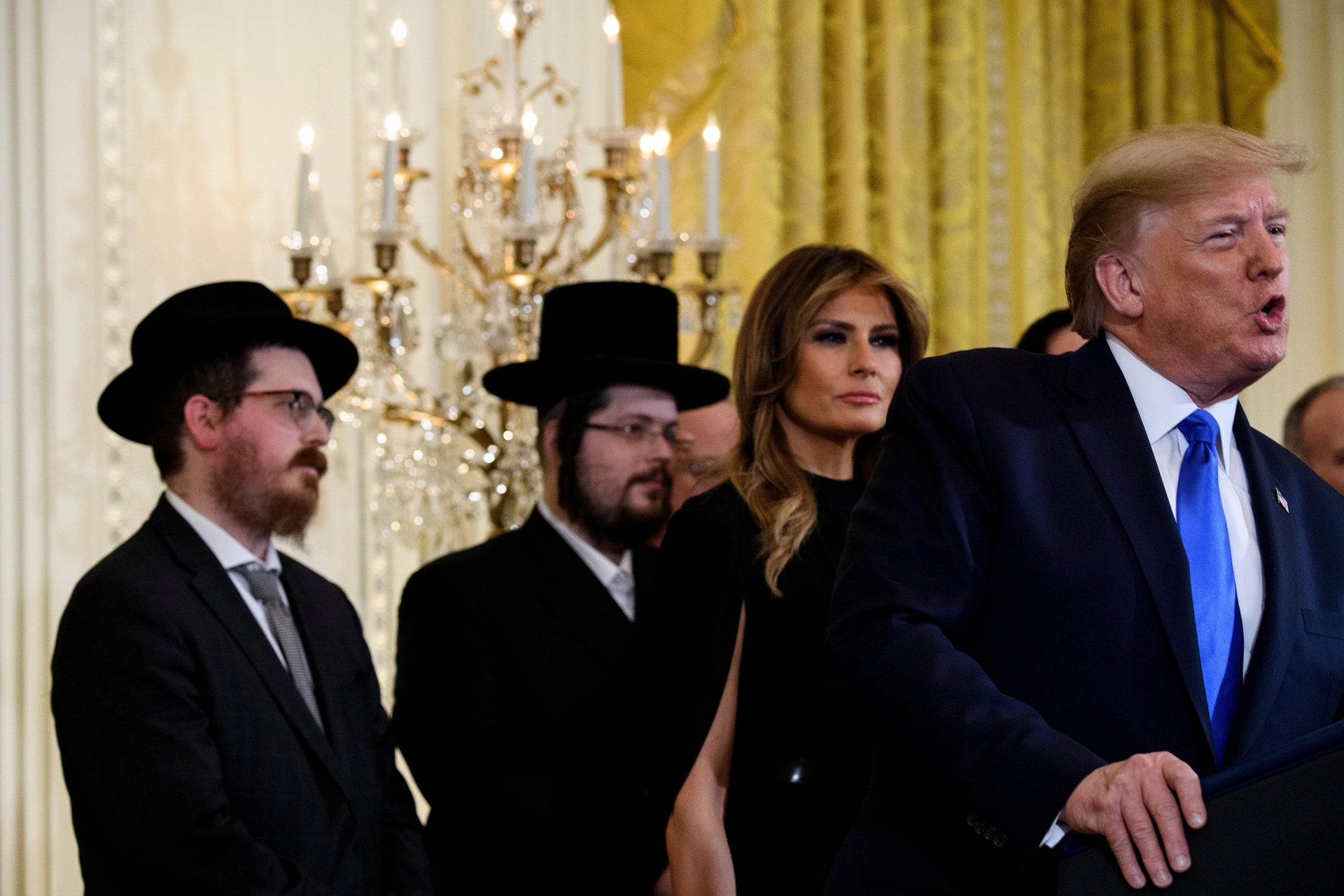 Watch Trump tell same story four times, each time naming a different ...