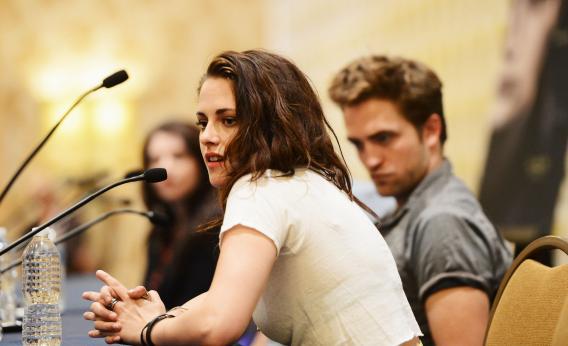 Kristen Stewart cheats, and the fairy tale comes to an end