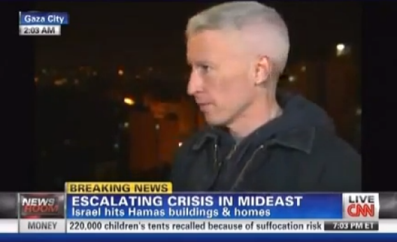 Anderson Cooper in Gaza VIDEO: Bomb goes off in background while CNN ...